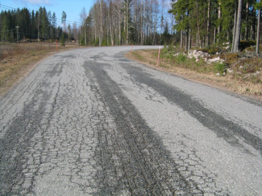 Damage Analysis for Various Pavement Design Variables for Canadian ...