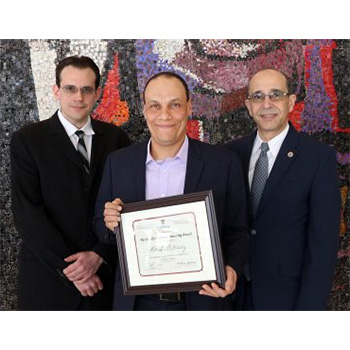Prof. Ashraf Matrawy receives Graduate Mentoring Award - School of ...