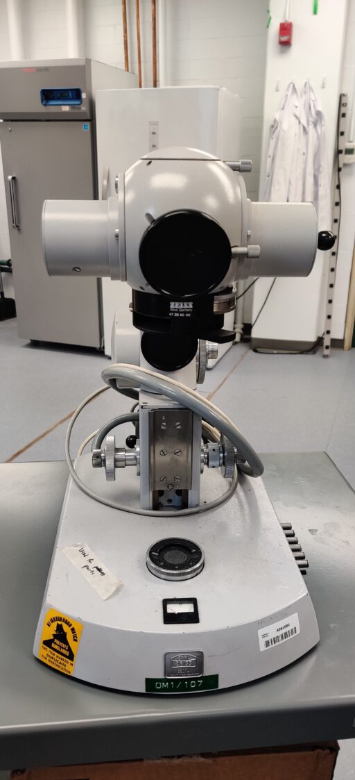 Microscope Frame - the CUrb