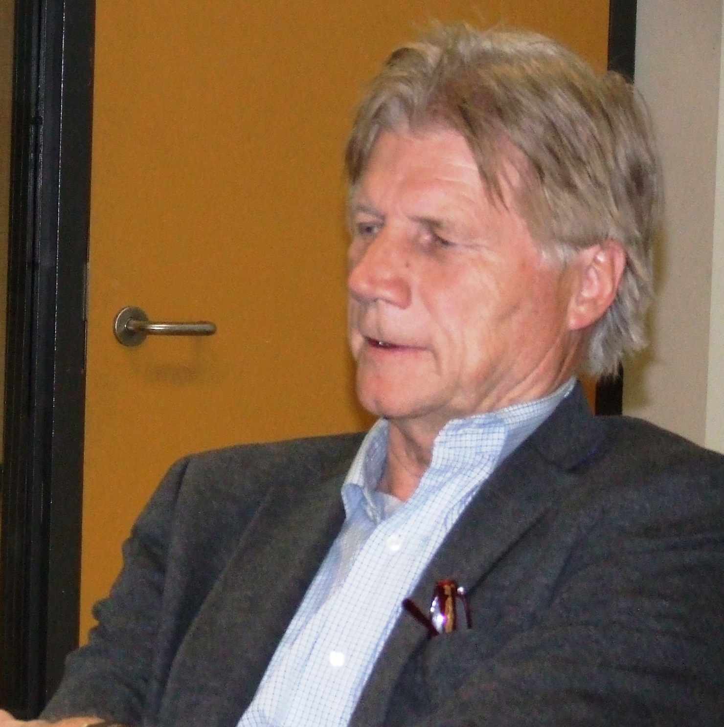 Award winning journalist reflects on prime ministerial leadership ...